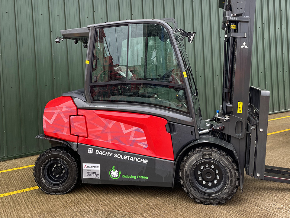 Bachy Soletanche Case Study UK - Mitsubishi Forklift Trucks